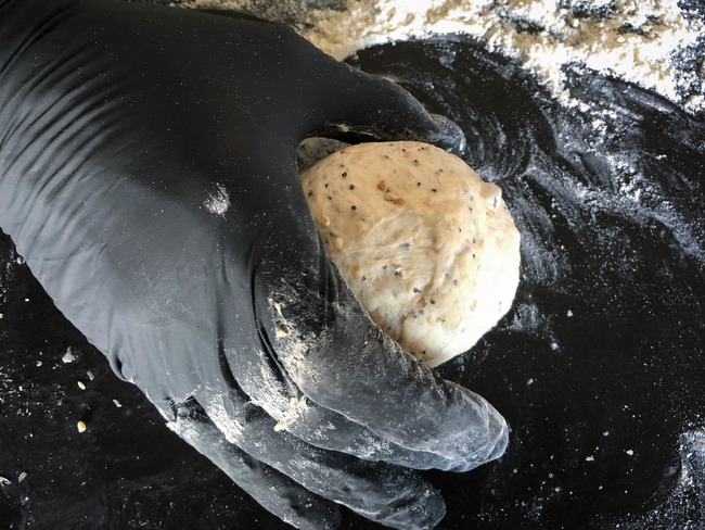 Bouler - Définition de Bouler - Lexique du vocabulaire de cuisine